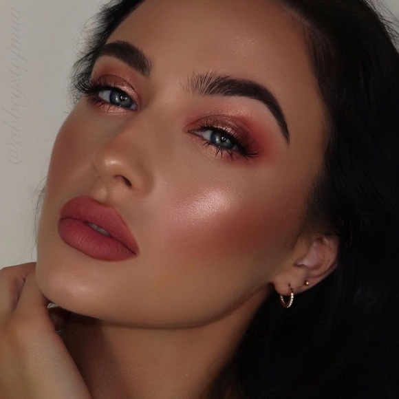 BECCA | Makeup | Becca Rose Gold Mini Shimmering Skin Perfector | Poshmark